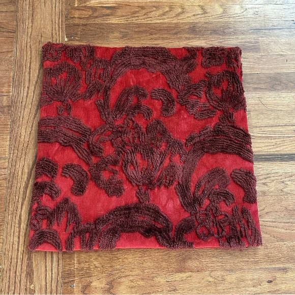 Pottery Barn | Accents | Pottery Barn Chenille Red Floral Pillowcase 2 ...
